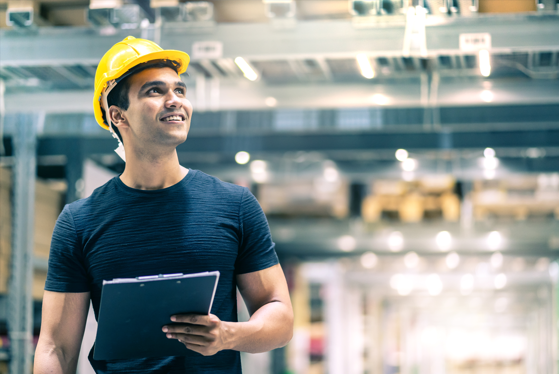 A importância do treinamento digital para trabalhadores operacionais na ...